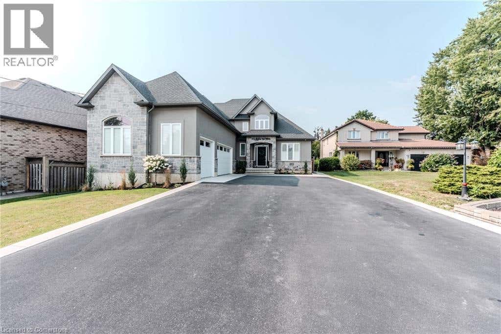 671 RYMAL Road W, Hamilton, ON L9B2N9 House For Sale | RE/MAX | 40757919