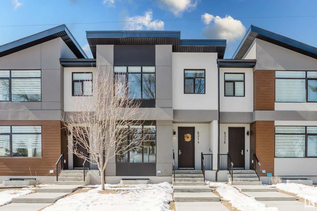 8314 89 ST NW, Edmonton, AB T6C 1B5 À vendre | RE/MAX | E4429172
