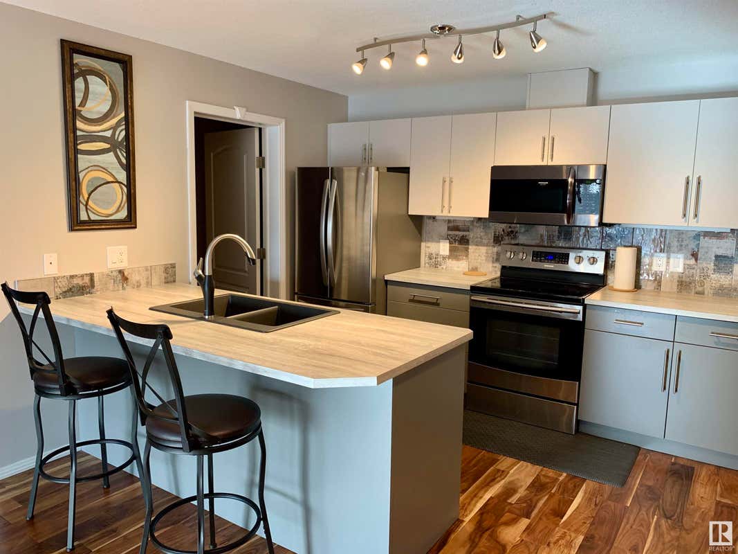 #230 592 HOOKE RD NW, Edmonton, AB T5A 5H2 Condo For Sale | RE/MAX ...