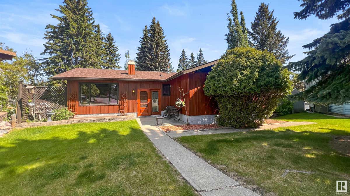 17 CLEARWATER CR, Devon, AB T9G 1C8 À vendre | RE/MAX | E4439282
