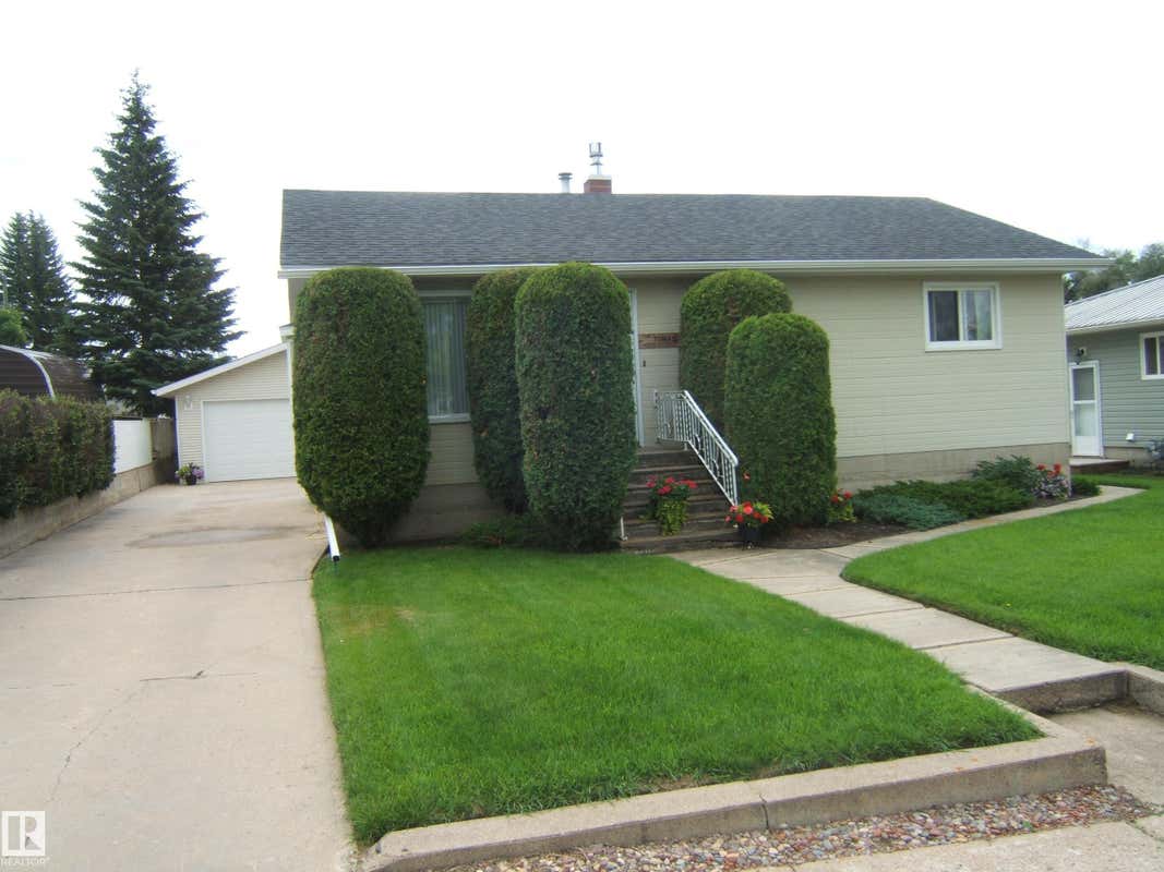 Two Hills Real Estate - Houses for Sale in Two Hills | RE/MAX