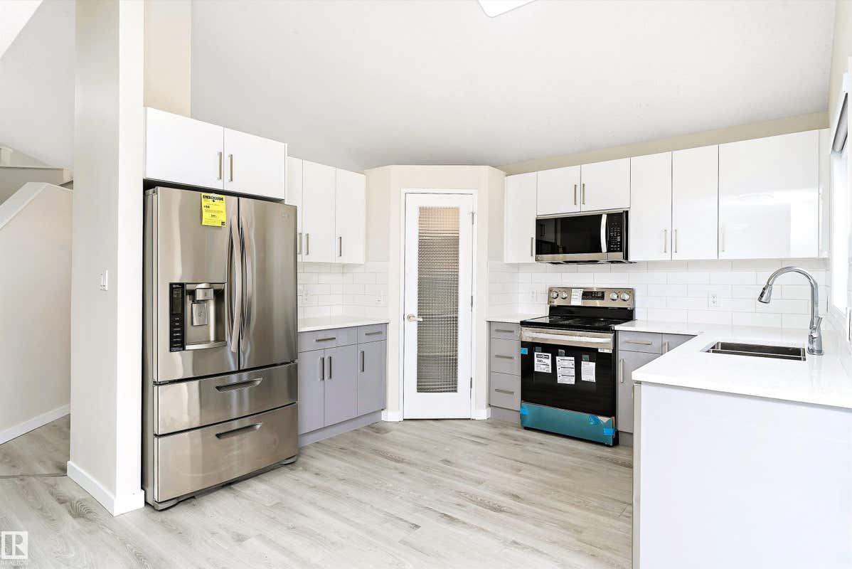 12828 144 AV NW, Edmonton, AB T6V 1C7 House For Sale | RE/MAX | E4463980