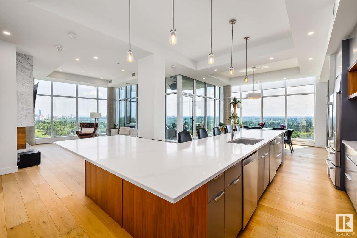 #1403 14105 WEST BLOCK DR NW, Edmonton, AB T5N 1L5 Condo For Sale | RE ...