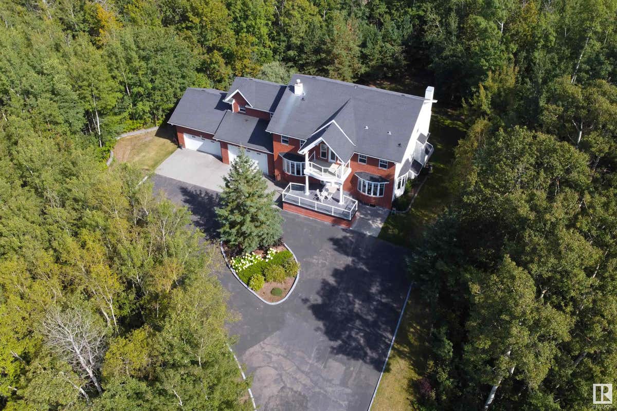 338, 52147 RGE RD 231, Rural Strathcona County, AB T8B 1A4 House For ...