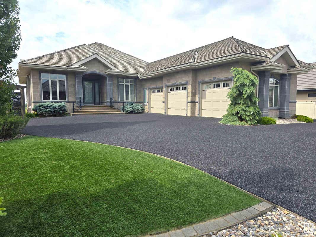 #491 52328 RGE ROAD 233, Rural Strathcona County, AB T8B 0A2 House For ...