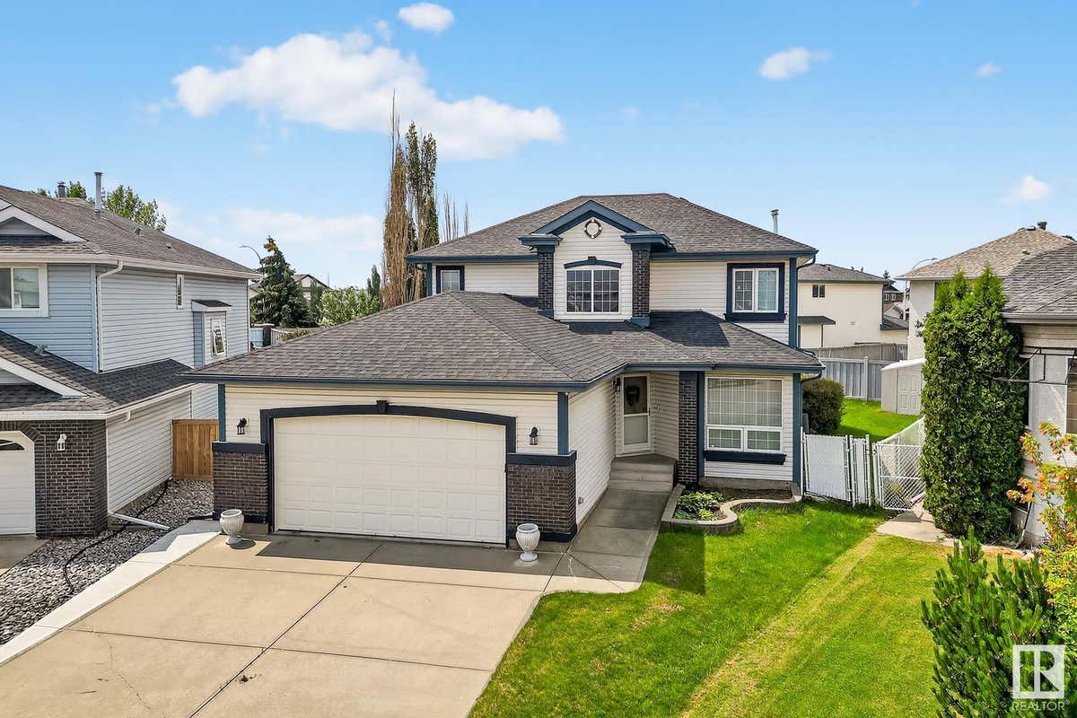 429 KLARVATTEN LAKE WD NW, Edmonton, AB T5Z 3B9 House For Sale | RE/MAX ...
