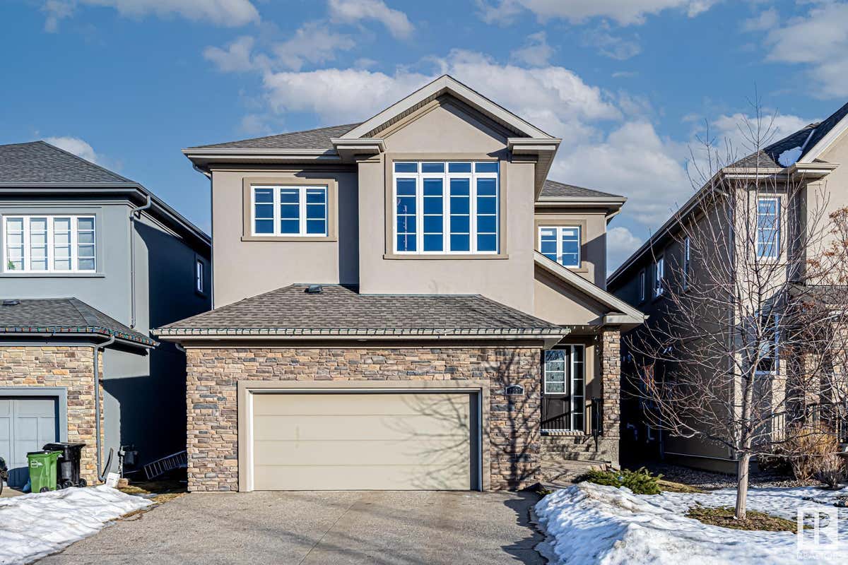 2227 Warry LO SW, Edmonton, AB T6W 0N7 À vendre | RE/MAX | E4423173