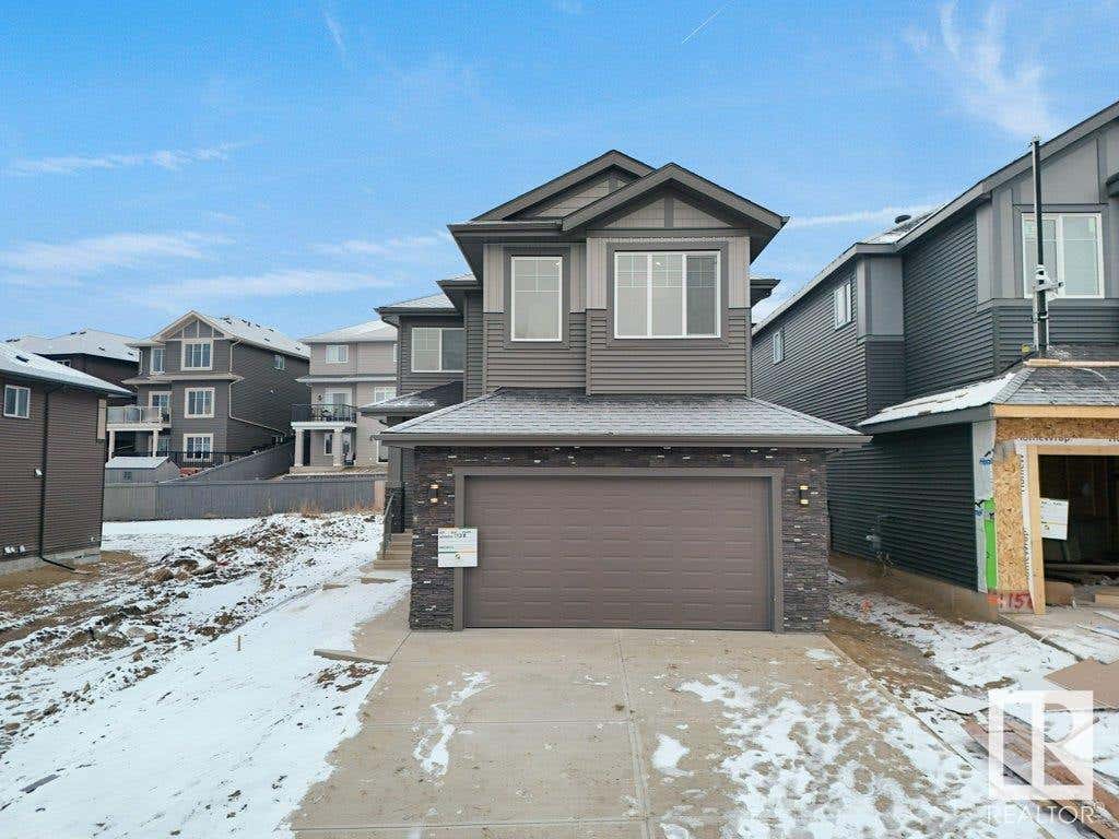 1158 GYRFALCON CR NW, Edmonton, AB T5S 0S1 À vendre | RE/MAX | E4423589