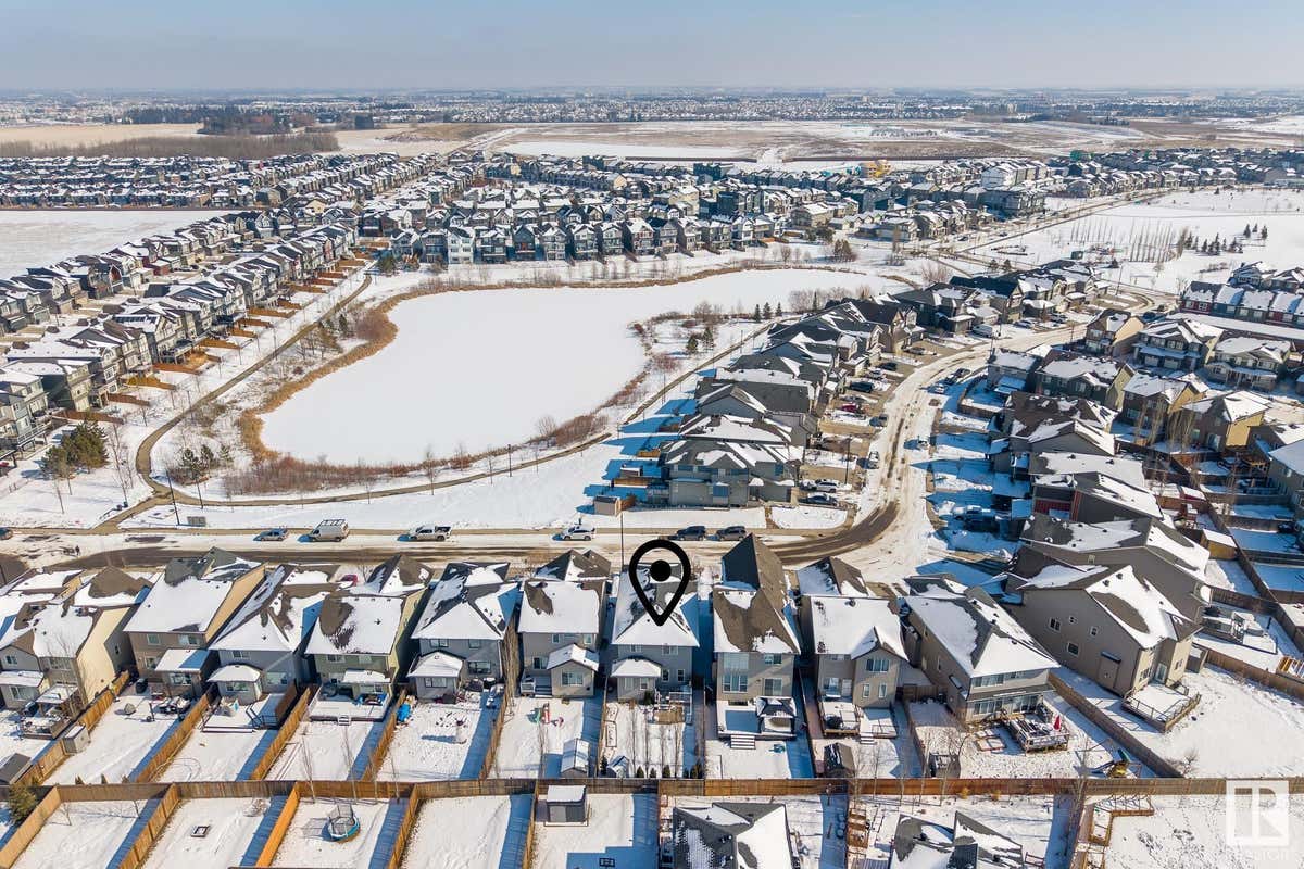 3395 PARKER LO SW, Edmonton, AB T6W 3A8 House For Sale | RE/MAX | E4426328