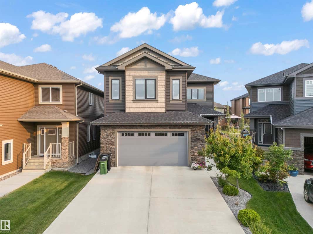 1960 ADAMSON TC SW, Edmonton, AB T6W 1A8 House For Sale | RE/MAX | E4461366