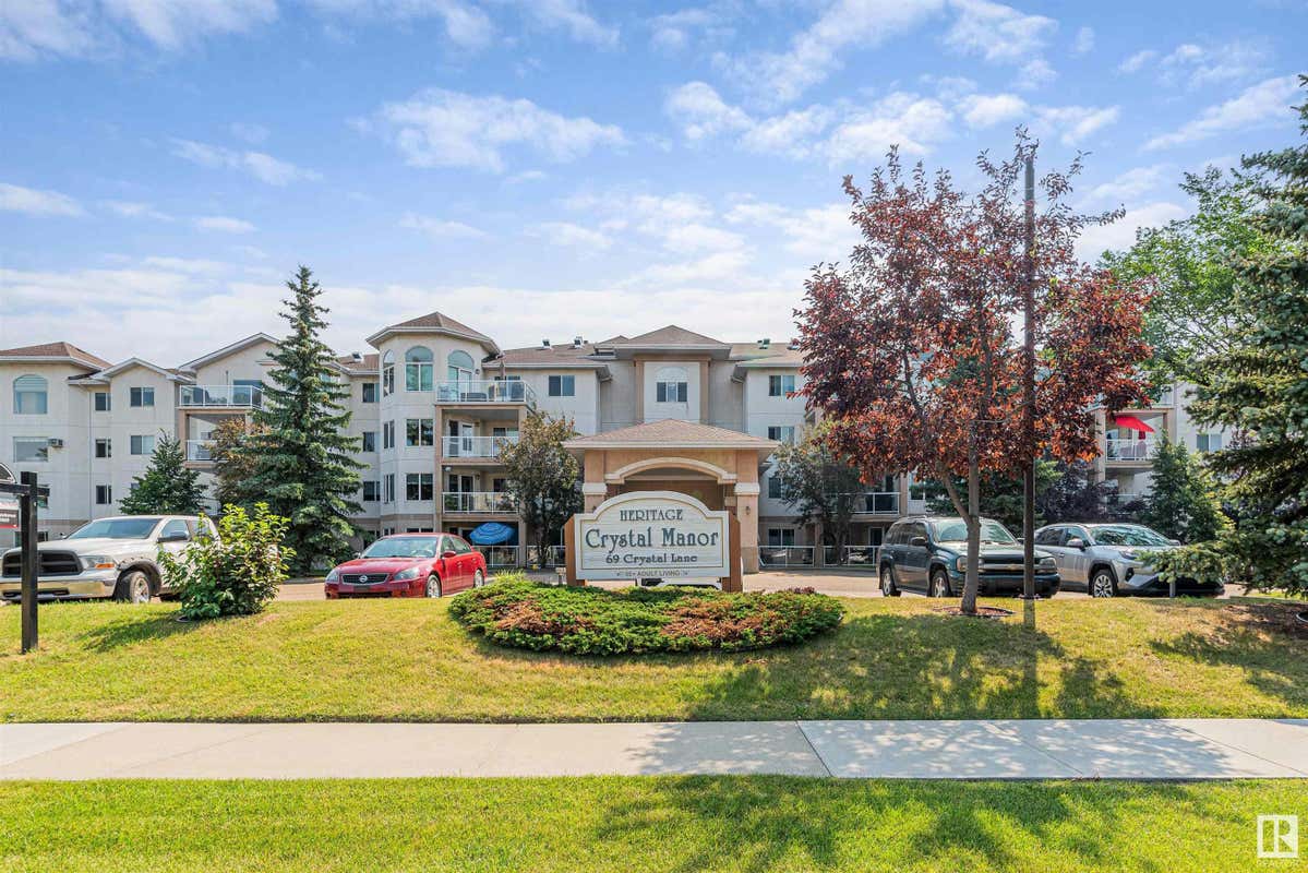 #213 69 CRYSTAL LN, Sherwood Park, AB T8H 2E9 À vendre | RE/MAX | E4408448