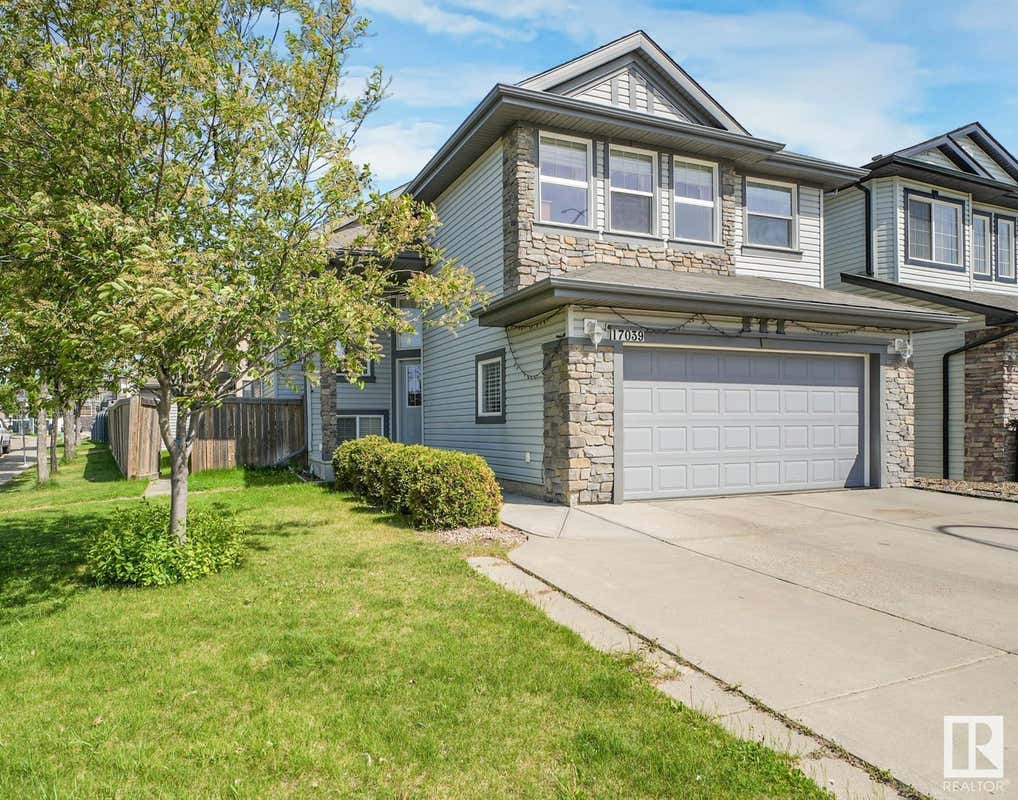 17039 74 ST NW, Edmonton, AB T5Z 0B6 À vendre | RE/MAX | E4438887