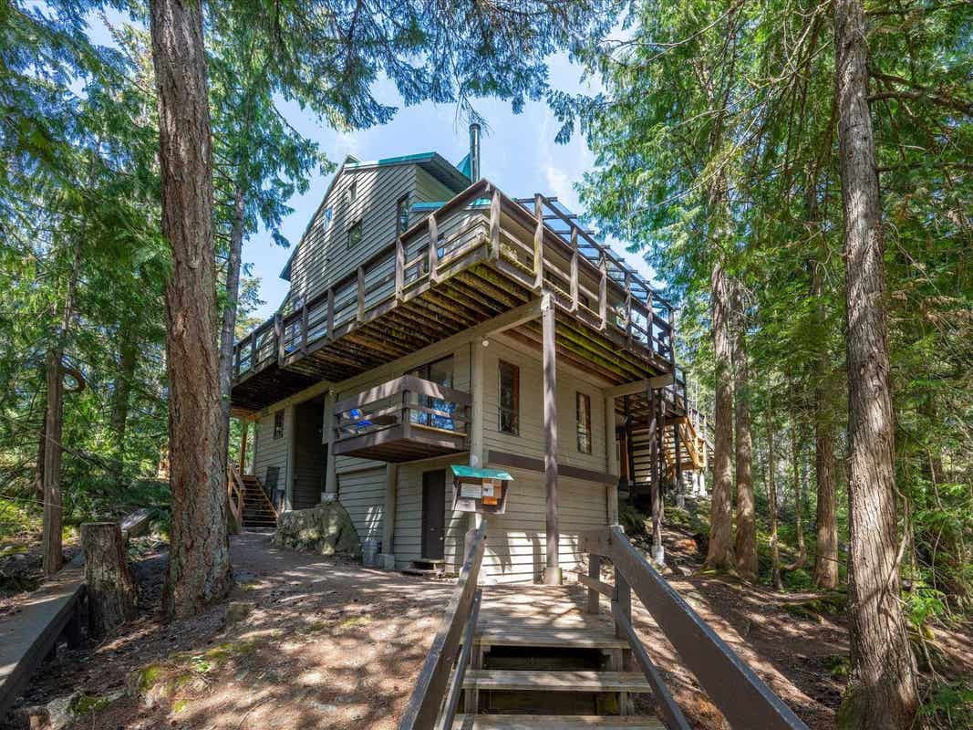 1 2020 WATSON WAY, Whistler BC V8E 0A9, Whistler, BC V8E 0A9 Townhouse ...