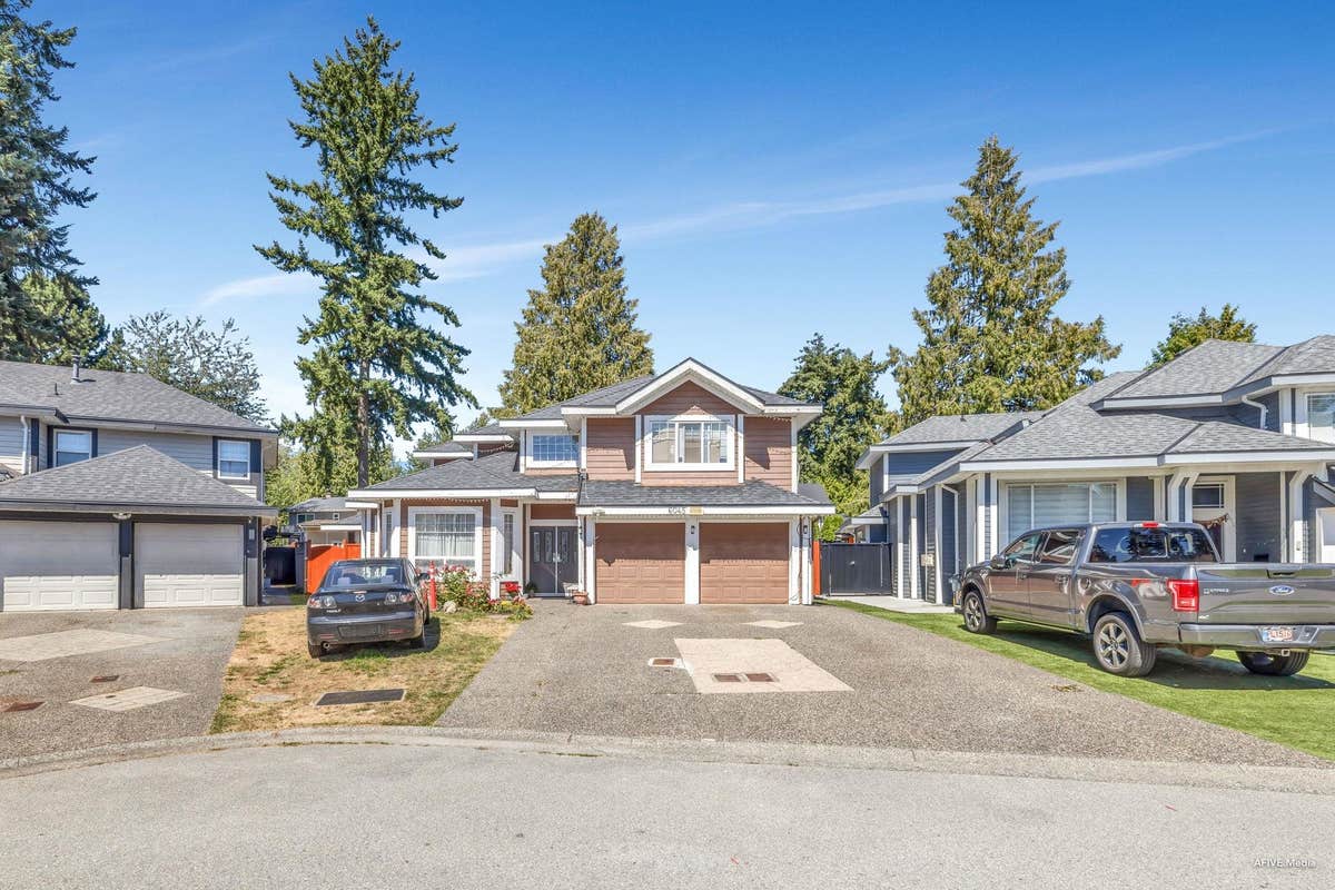 6045 131 STREET, Surrey BC V3X 3N4, Surrey, BC V3X 3N4 House For Sale ...