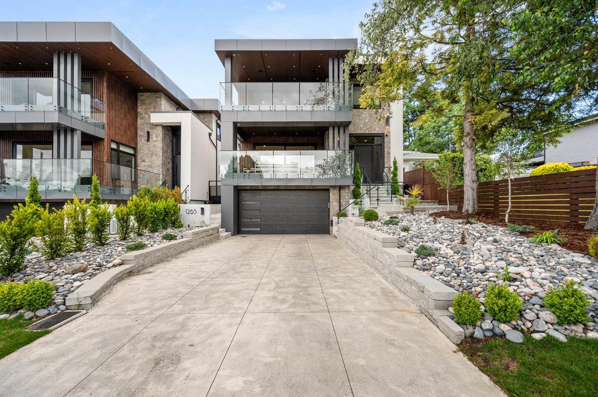 1265 KENT STREET, White Rock BC V4B 4T6, White Rock, BC V4B 4T6 House ...