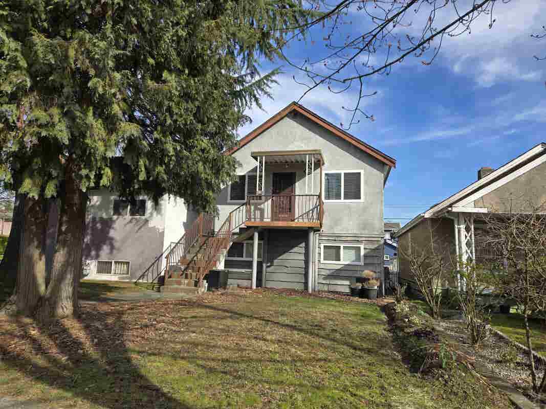 2120 NANAIMO STREET, Vancouver BC V5N 5C7, Vancouver, BC V5N 5C7 House For Sale | RE/MAX | R2973395