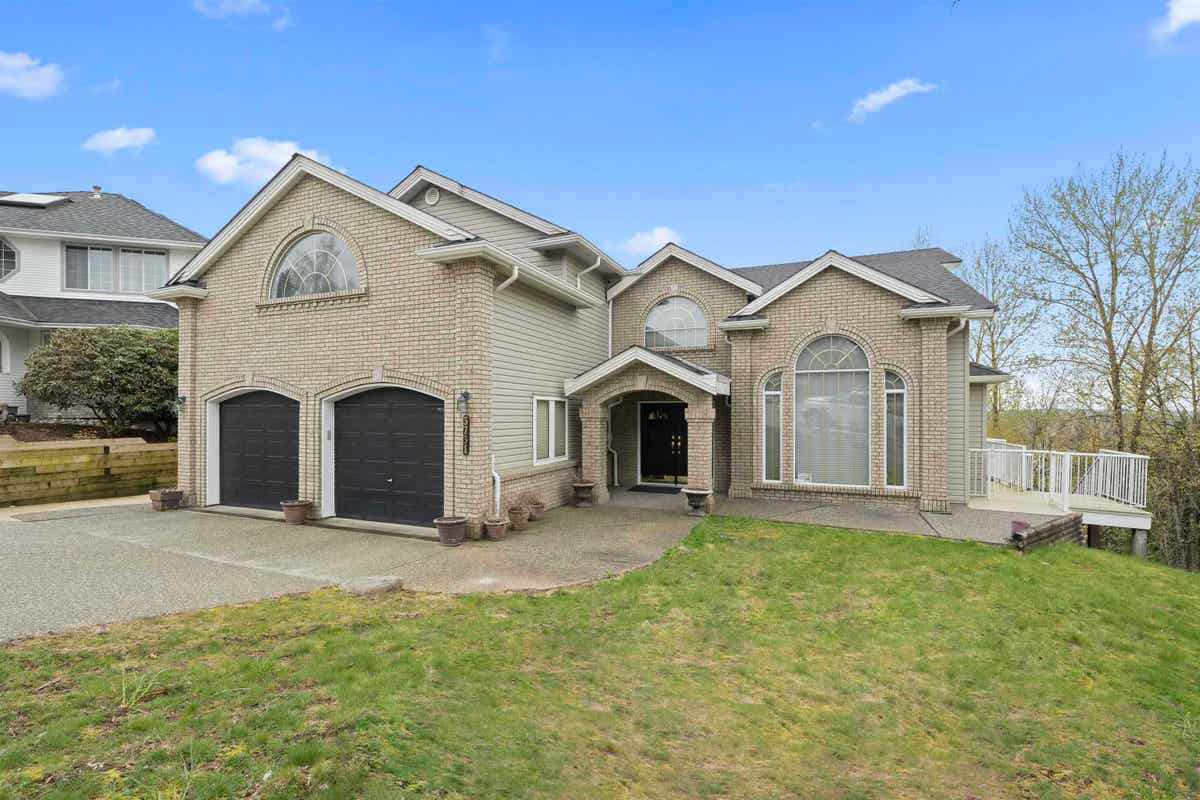 3731 LETHBRIDGE DRIVE, Abbotsford BC V3G 1J5, Abbotsford, BC V3G 1J5 À ...