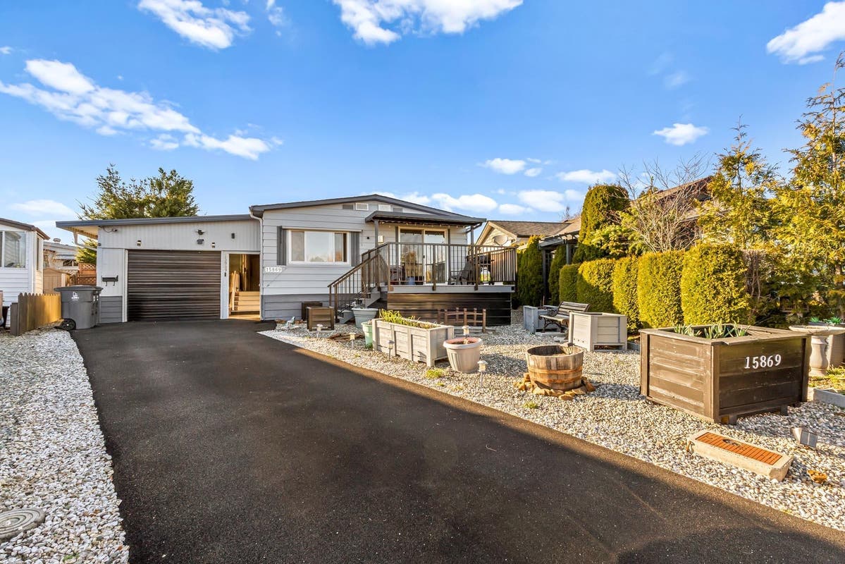 15869 YORKSHIRE PLACE, Surrey BC V4A 5K7, Surrey, BC V4A 5K7 À vendre ...