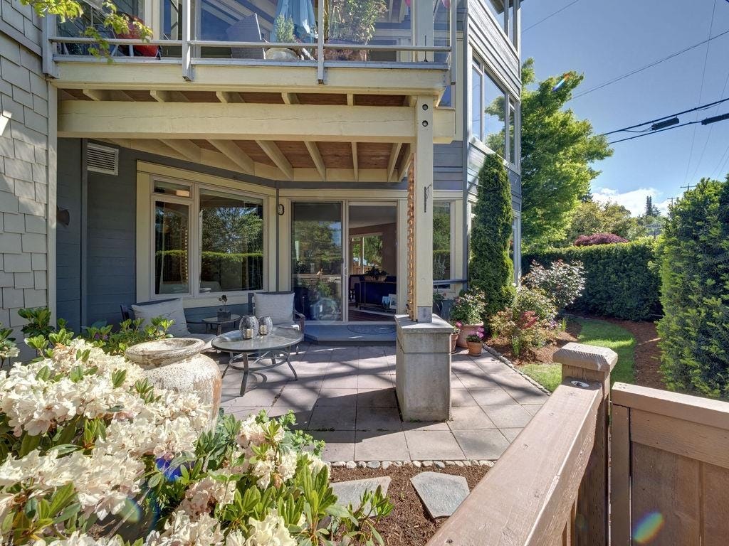 115 5160 DAVIS BAY ROAD, Sechelt BC V7Z 0H3, Sechelt, BC V7Z 0H3 Condo For Sale | RE/MAX | R3003223