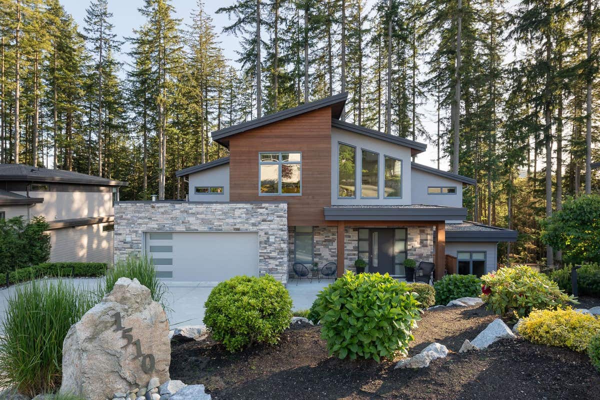 1510 CRYSTAL CREEK DRIVE, Anmore BC V3H 0A3, Anmore, BC V3H 0A3 House ...