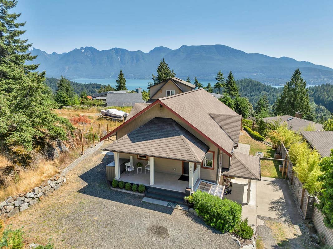 931 RIVENDELL DRIVE, Bowen Island BC V0N 1G1, Bowen Island, BC V0N 1G1 House For Sale | RE/MAX ...