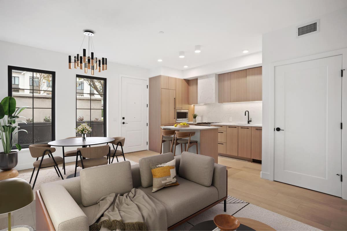 187 King Edward Ave Street Vancouver Bc V5y 4b4 Vancouver Bc V5y 4b4 Townhouse For Sale Re