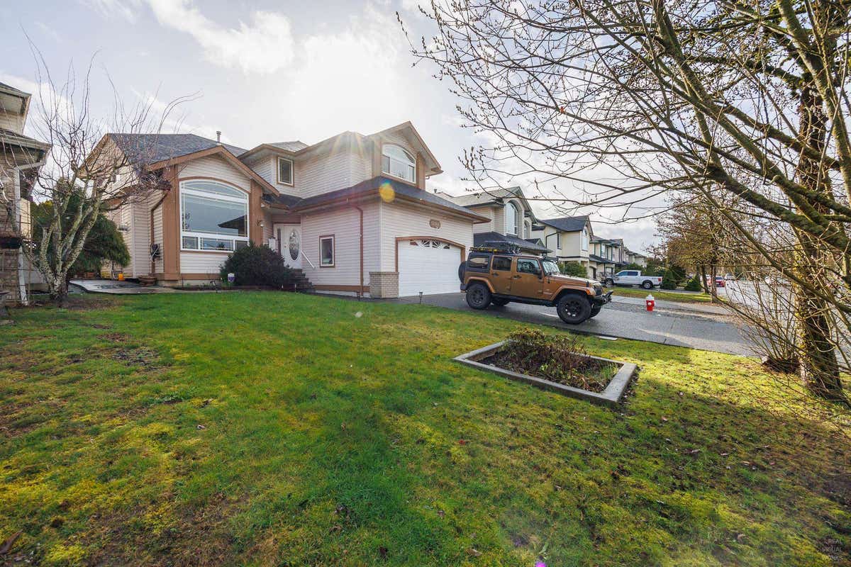 12166 201B STREET, Maple Ridge BC V2X 3J8, Maple Ridge, BC V2X 3J8 ...