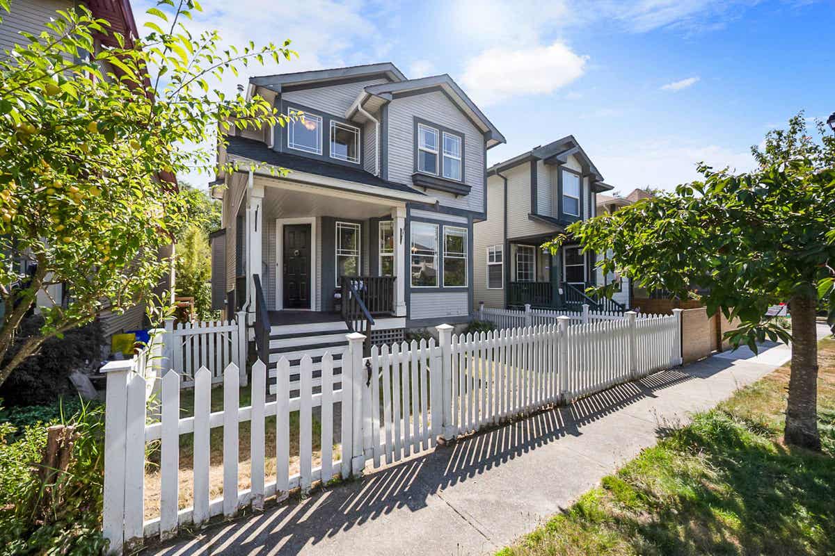 24372 101A AVENUE, Maple Ridge BC V2W 1W6, Maple Ridge, BC V2W 1W6 House For Sale | RE/MAX ...