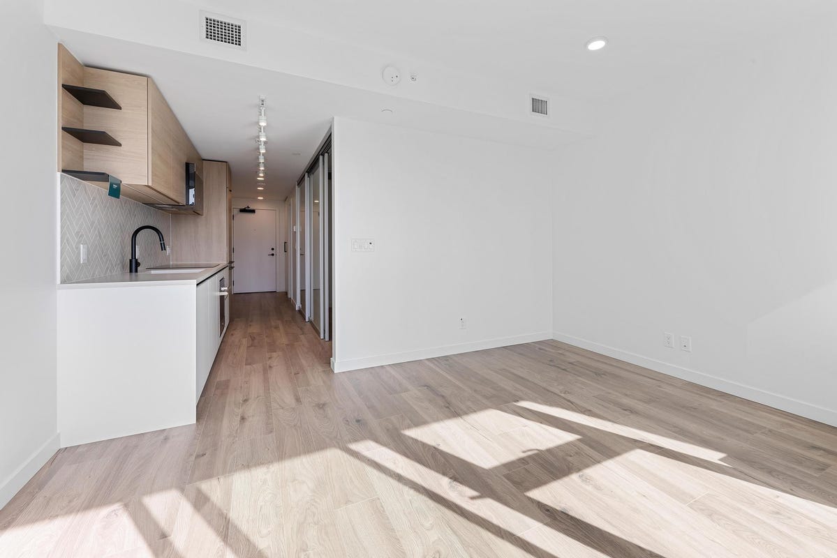 1209-13428 105 Avenue, Surrey BC V3T 0S6, Surrey, BC V3T 0S6 Condo For ...