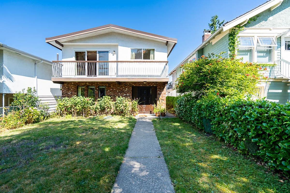 3487 TRIUMPH STREET, Vancouver BC V5K 1T9, Vancouver, BC V5K 1T9 House ...