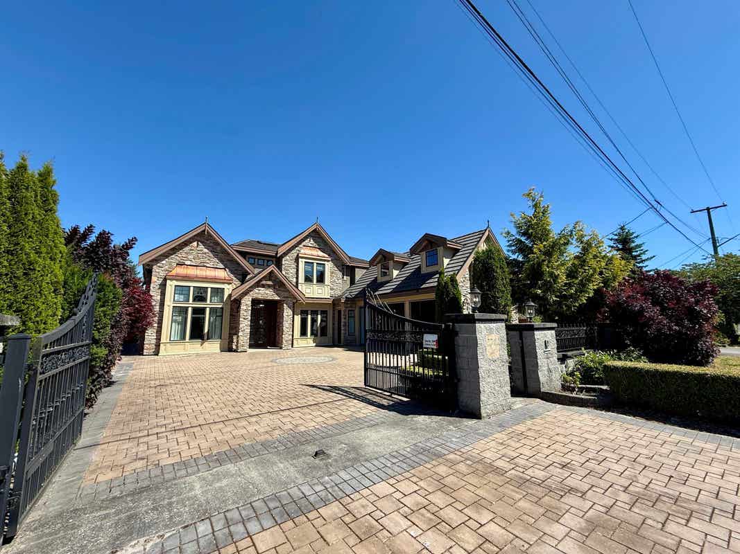 House For Sale | REMAX | R3054864