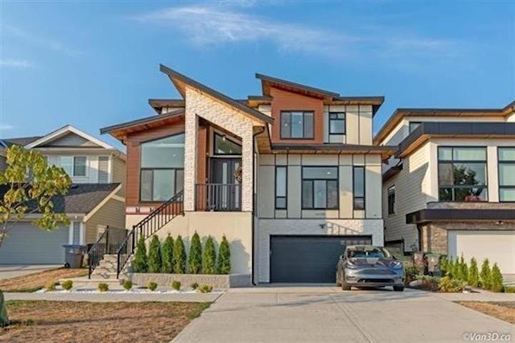 16759 18 AVENUE, Surrey BC V3Z 9X5, Surrey, BC V3Z 9X5 House For Sale ...