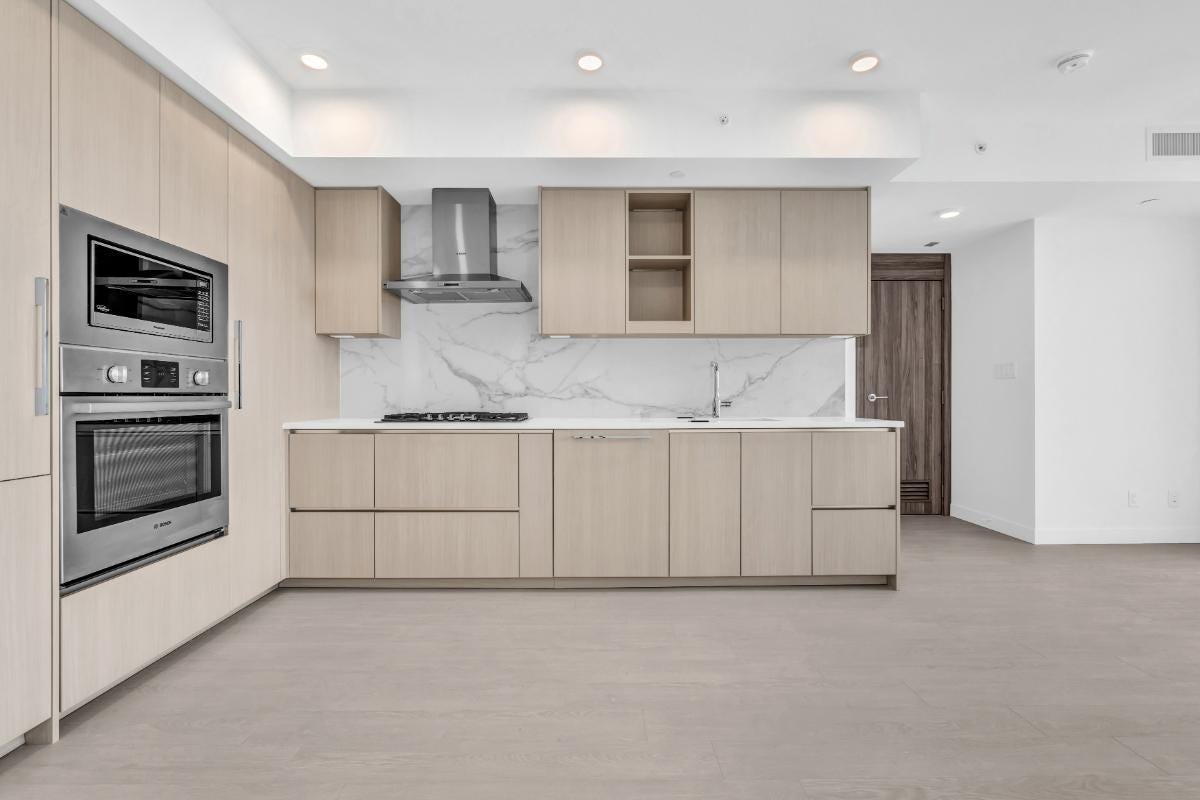 3009 13768 100 AVENUE, Surrey BC V3T 0V2, Surrey, BC V3T 0V2 Home For ...