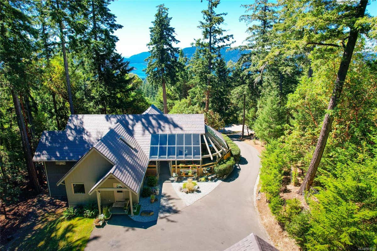 154 Cormorant Cres, Salt Spring BC V8K 1G8, Salt Spring, BC V8K 1G8 ...