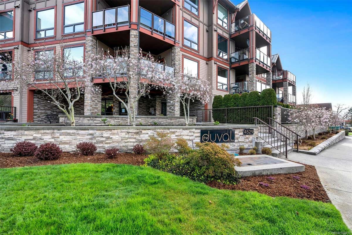 4529 West Saanich Rd # 107, Saanich BC V8Z 3G3, Saanich, BC V8Z 3G3 À vendre | RE/MAX | 1000815