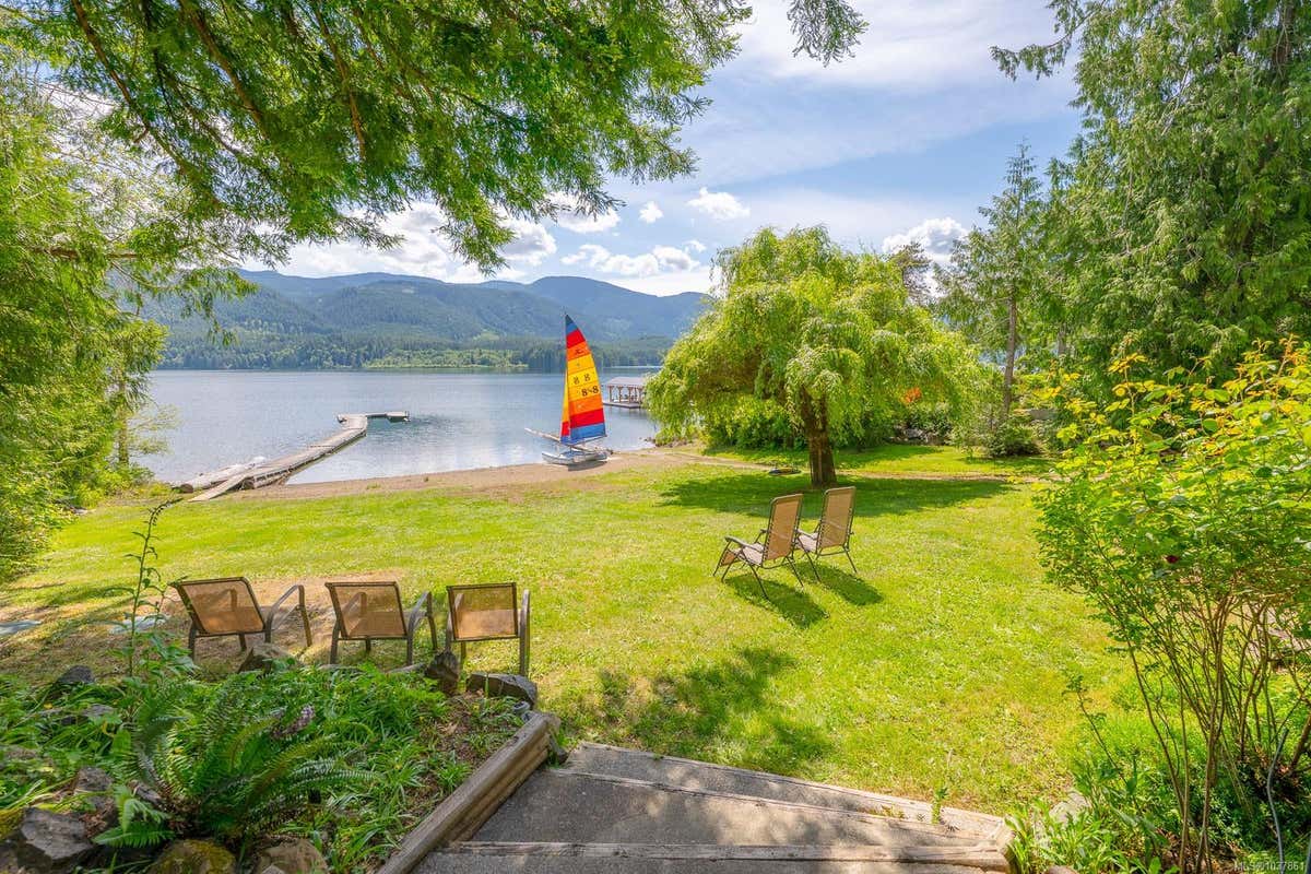 House For Sale | REMAX | 1037861