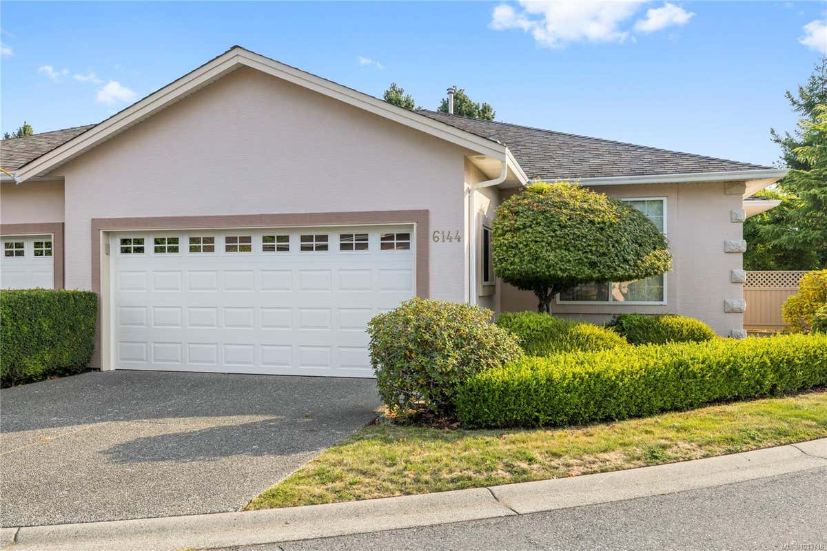 6144 Saturna Ave, Nanaimo BC V9V 1S8, Nanaimo, BC V9V 1S8 Townhouse For ...