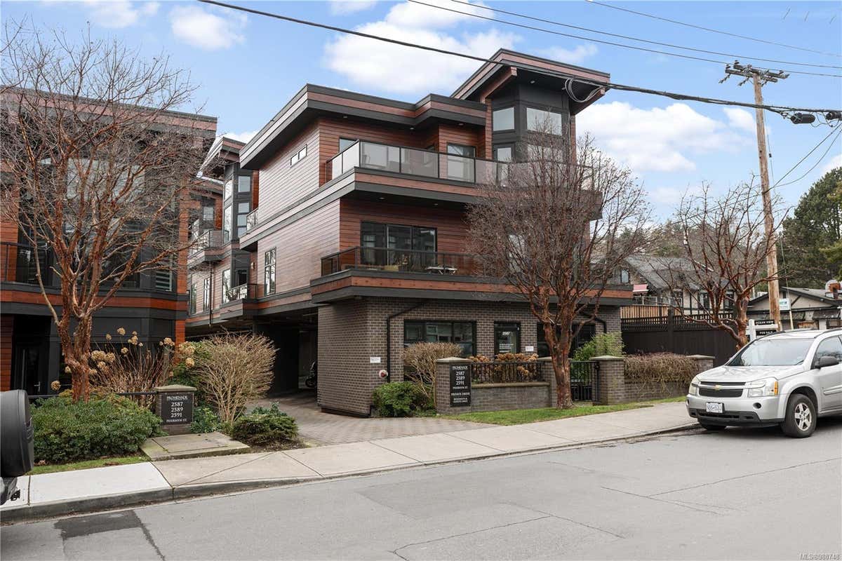 2589 Penrhyn St # 202, Saanich BC V8N 1G4, Saanich, BC V8N 1G4 Condo ...