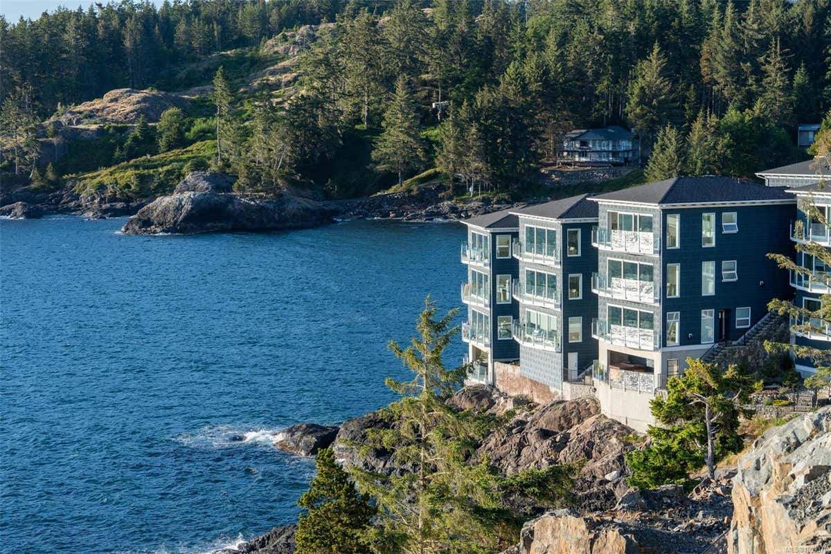 1000 Sookepoint Pl # 13B, Sooke BC V9Z 1L8, Sooke, BC V9Z 1L8 Condo For Sale | RE/MAX | 1009378