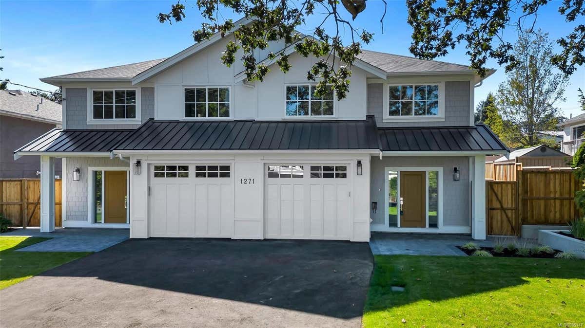 1271 Dunsterville Ave, Saanich BC V8Z 2W9, Saanich, BC V8Z 2W9 À vendre ...