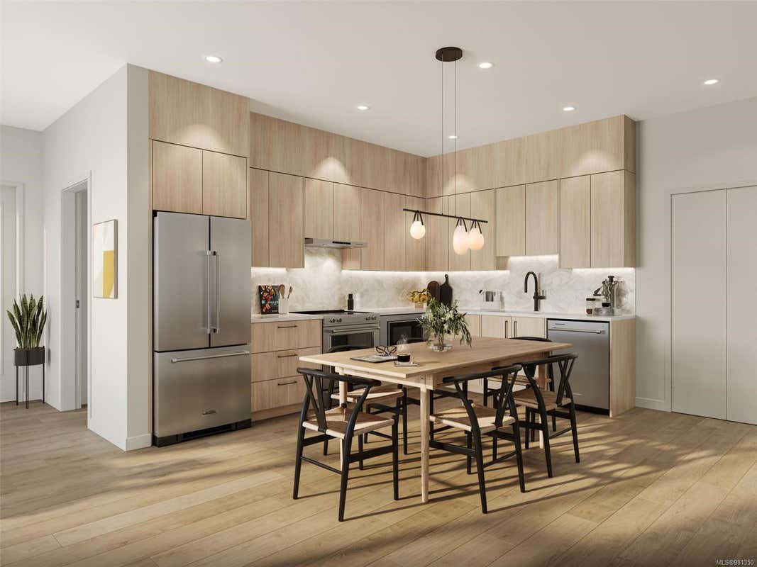 3347 & 3351 Glasgow Ave # 209, Saanich BC V8X 1M5, Saanich, BC V8X 1M5 ...