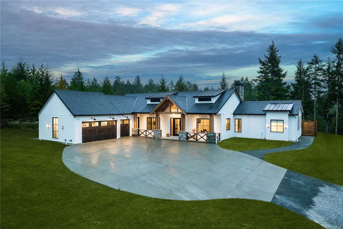 4572 BECKINGHAM Rd, Metchosin BC V9C 4E2, Metchosin, BC V9C 4E2 House ...