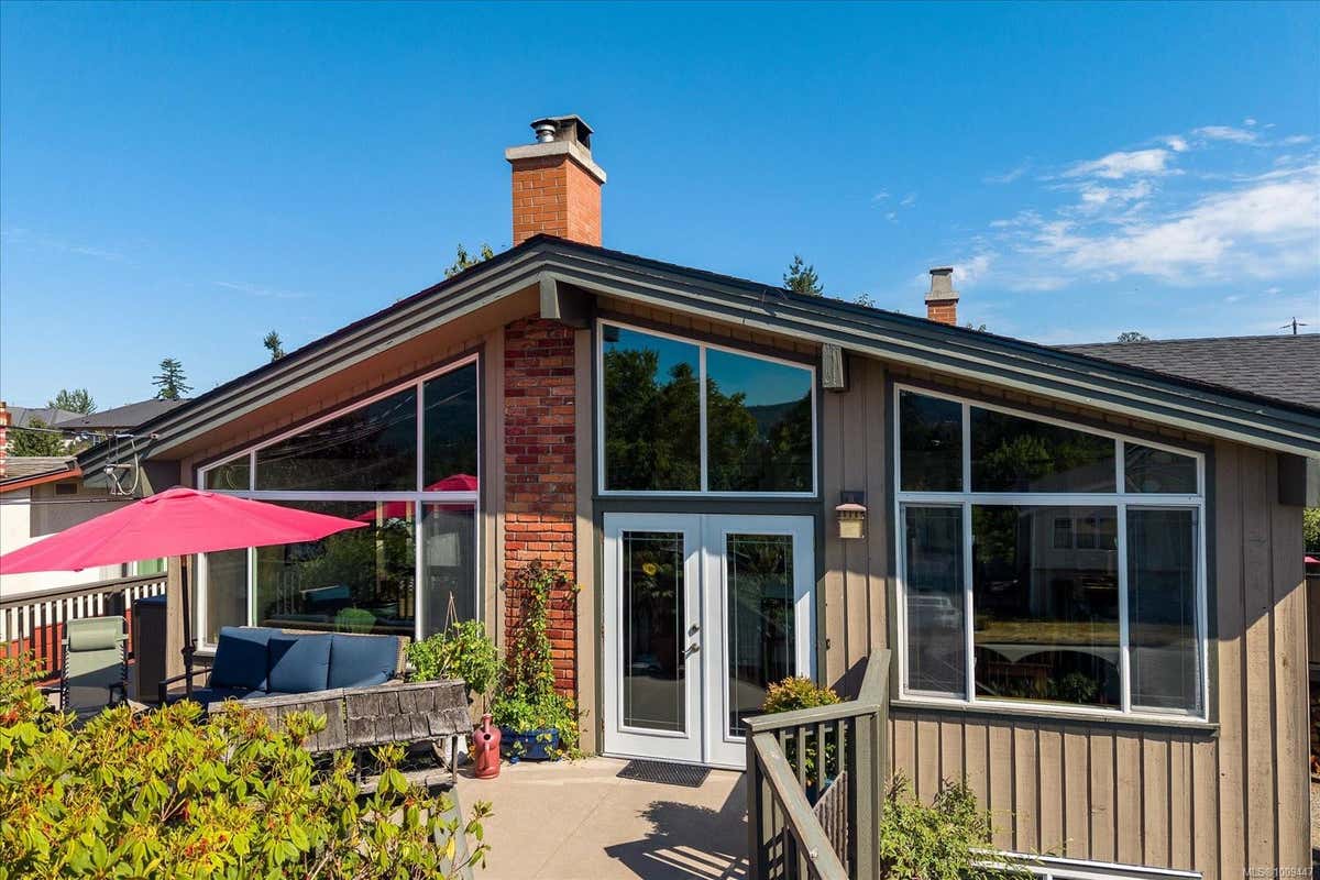 2222 Fern Rd, Nanaimo BC V9S 2W9, Nanaimo, BC V9S 2W9 À vendre | RE/MAX ...