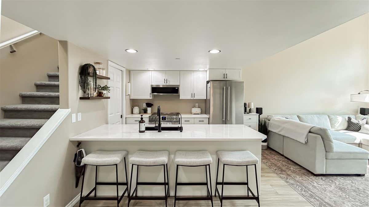 2823 Jacklin Rd # 403, Langford BC V9B 3Y1, Langford, BC V9B 3Y1 Condo For Sale | RE/MAX | 1006895