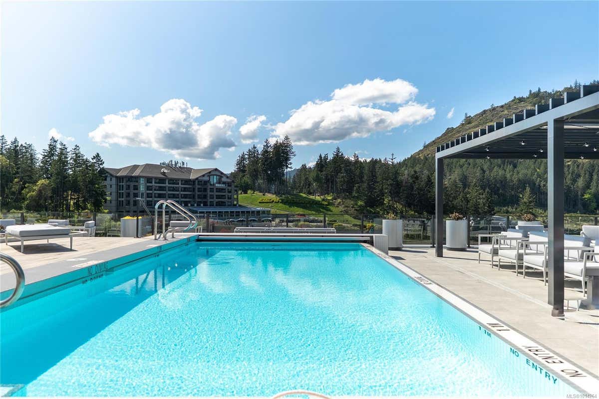 2000 Hannington Rd # 1006, Langford BC V9B 6R6, Langford, BC V9B 6R6 ...