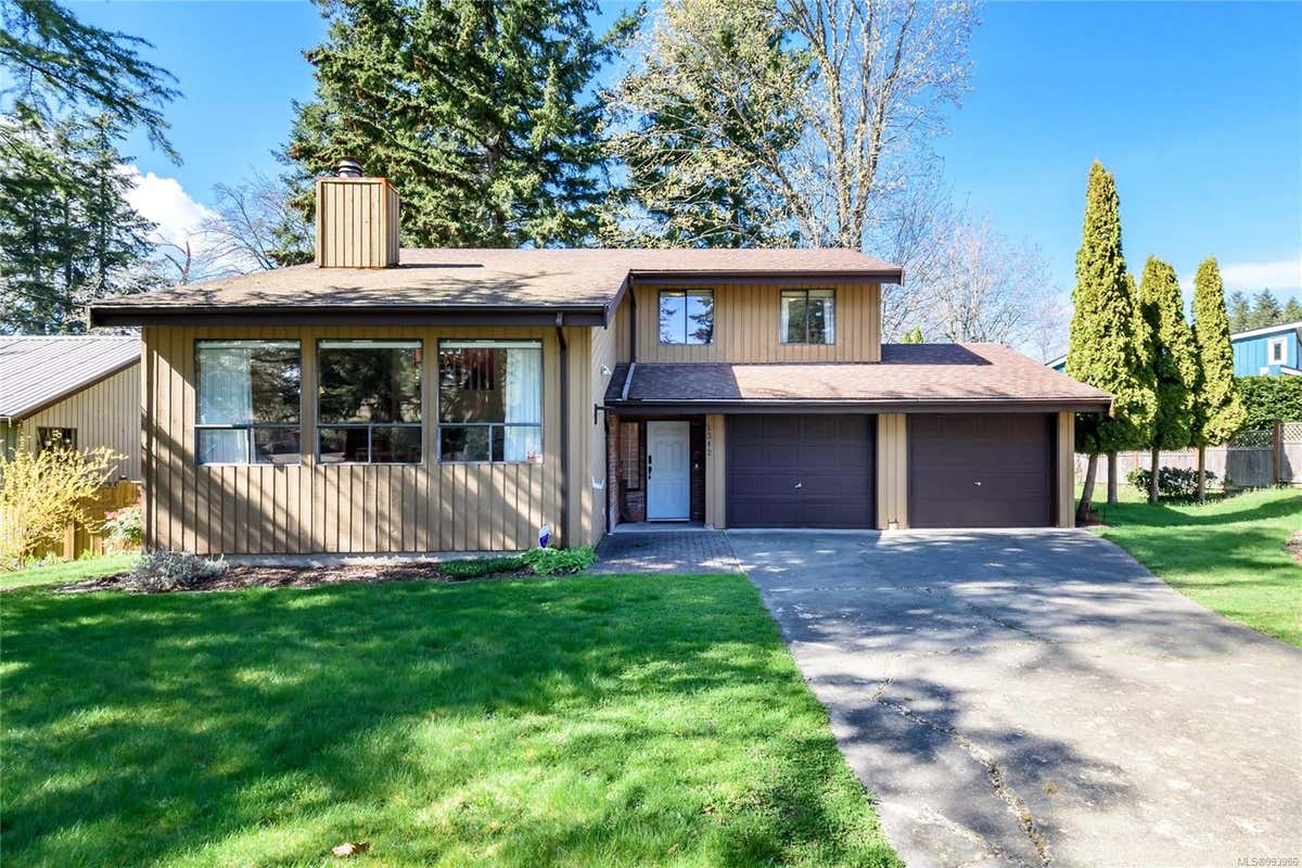 2312 Strathcona Cres, Comox BC V9M 1K3, Comox, BC V9M 1K3 À vendre | RE ...