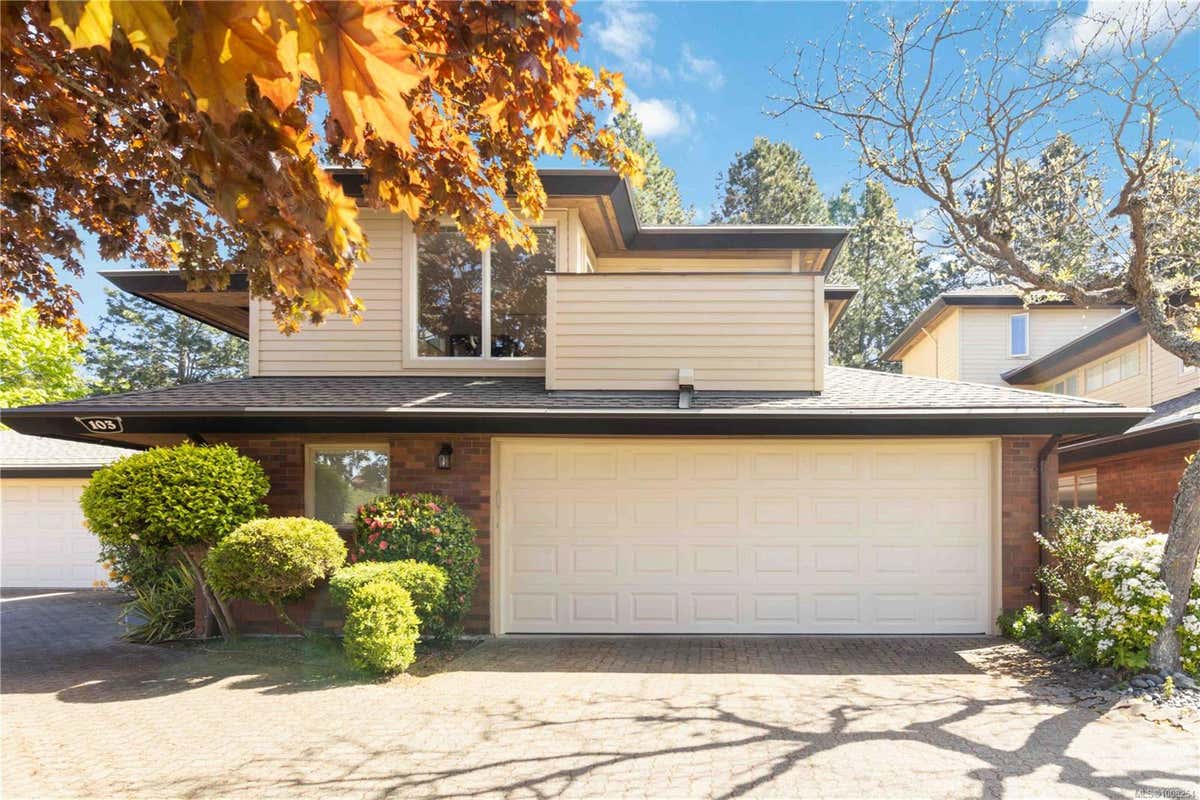 2345 Cedar Hill Cross Rd # 103, Oak Bay BC V8P 5M8, Oak Bay, BC V8P 5M8 ...