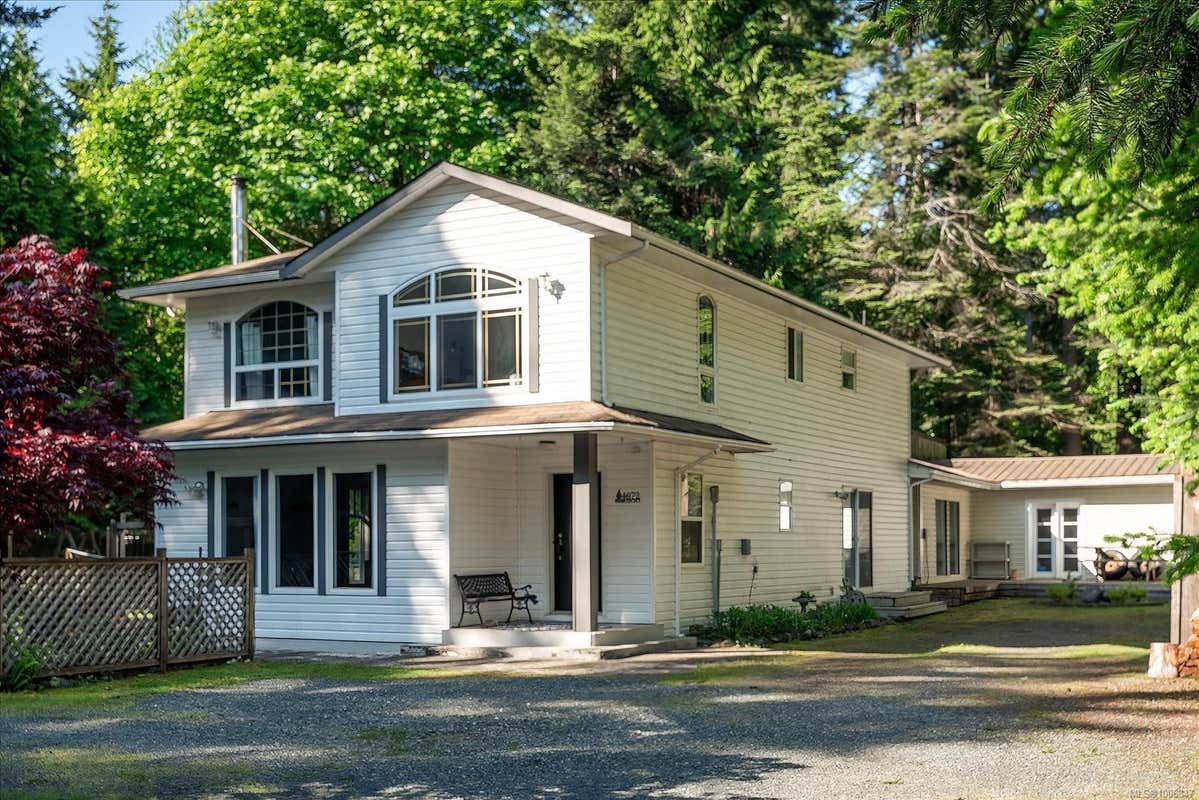 4672 Thompson Clarke Dr E, Bowser BC V0R 1G0, Bowser, BC V0R 1G0 House For Sale | RE/MAX | 1006847