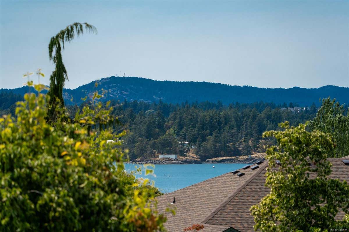 126 Hallowell Rd # 22, View Royal BC V9A 7K2, View Royal, BC V9A 7K2 ...