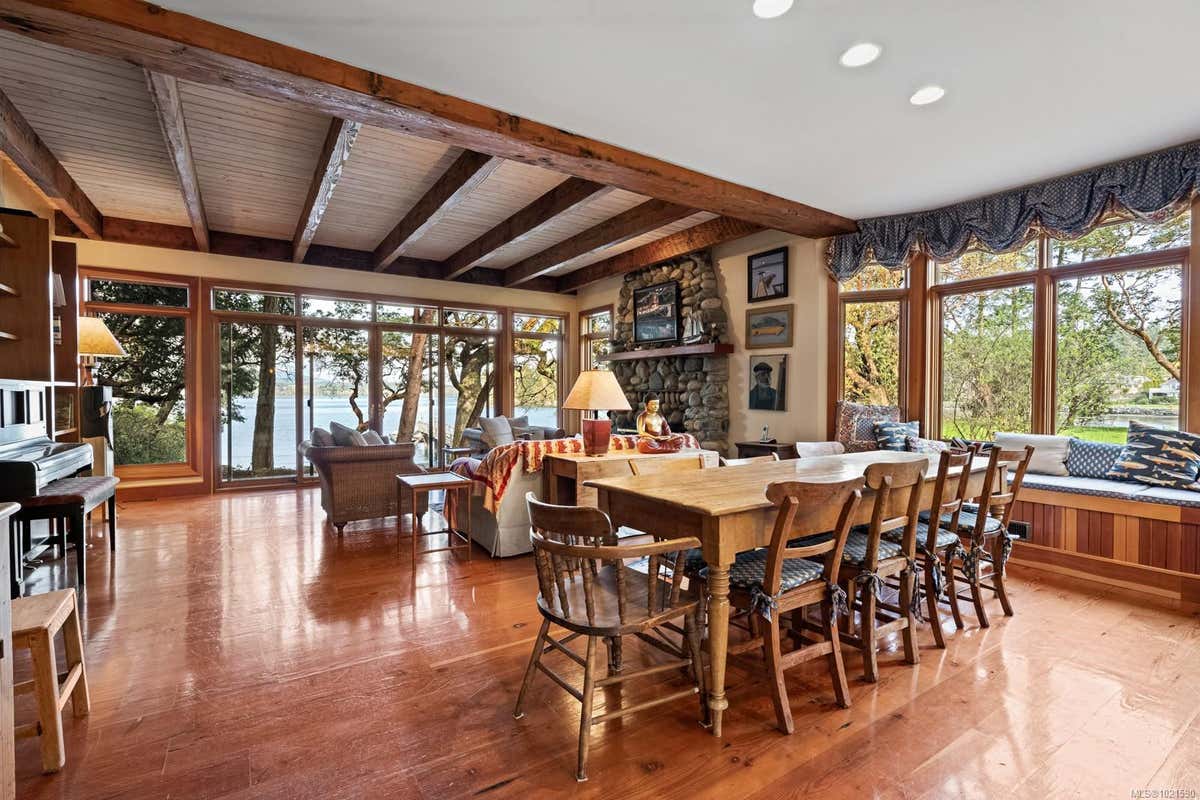 675 Towner Park Rd, North Saanich BC V8L 5L7, North Saanich, BC V8L 5L7 ...